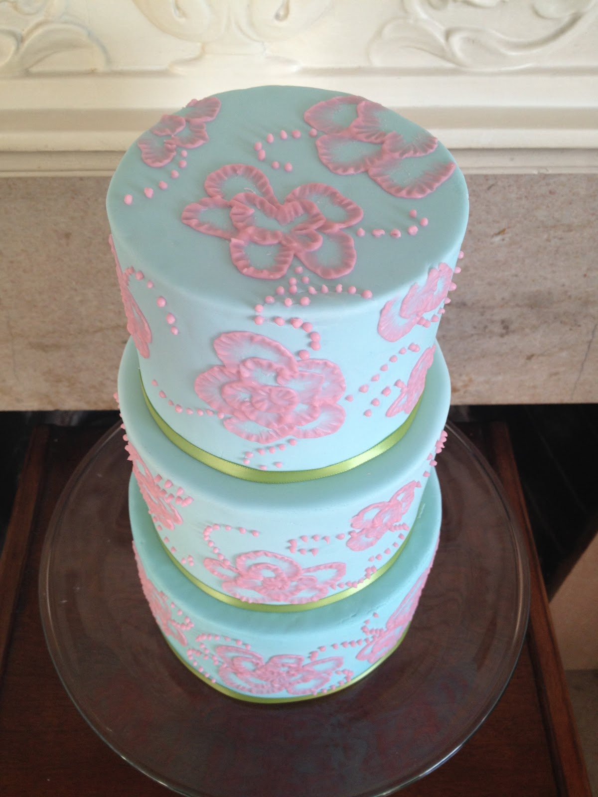 Eileen Fry Cakes: Brush Embroidery Cake