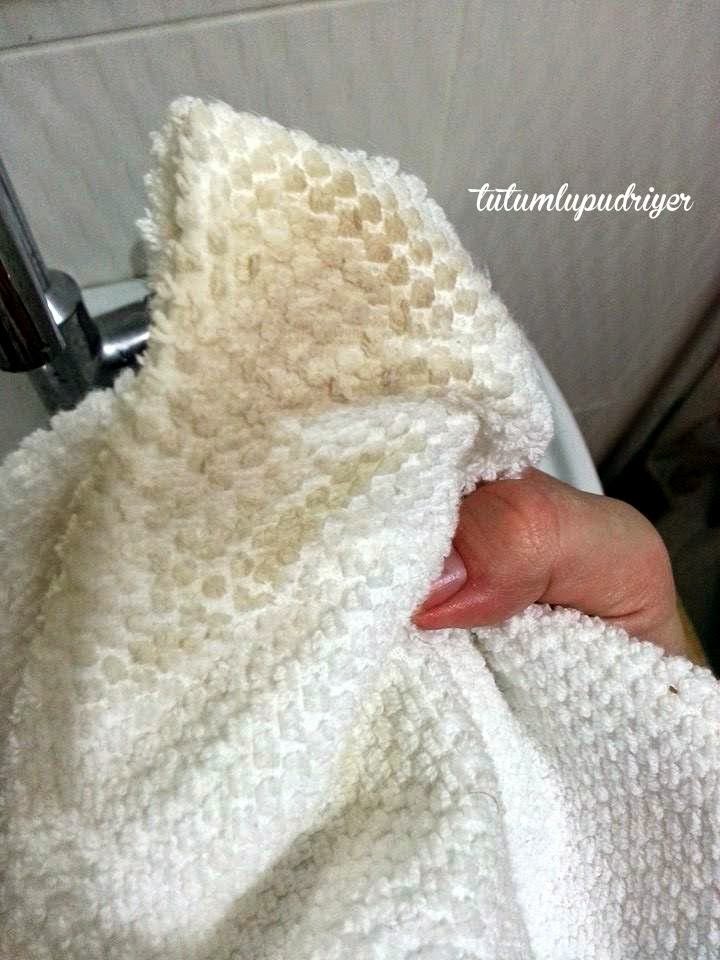 Tutumlu Pudriyer: Moshos Garden Sıcak Havlu Yüz Temizleyici