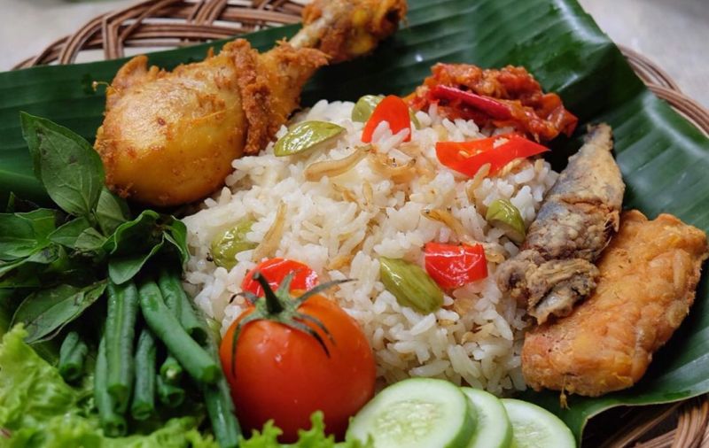 MASAKAN SUNDA YANG MELEGENDA ~ Beranda Depok