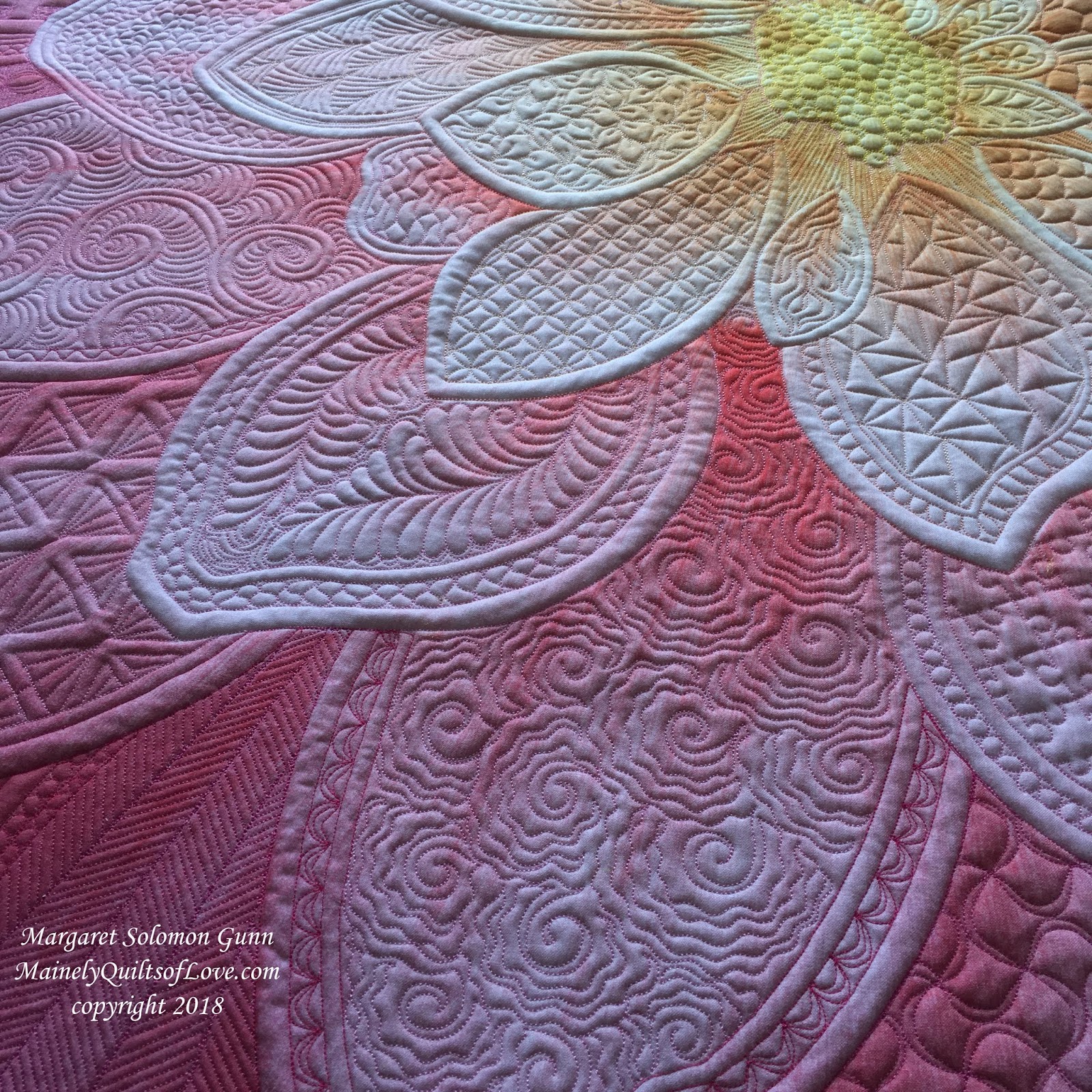 Sewing & Quilt Gallery: Creative Quilting