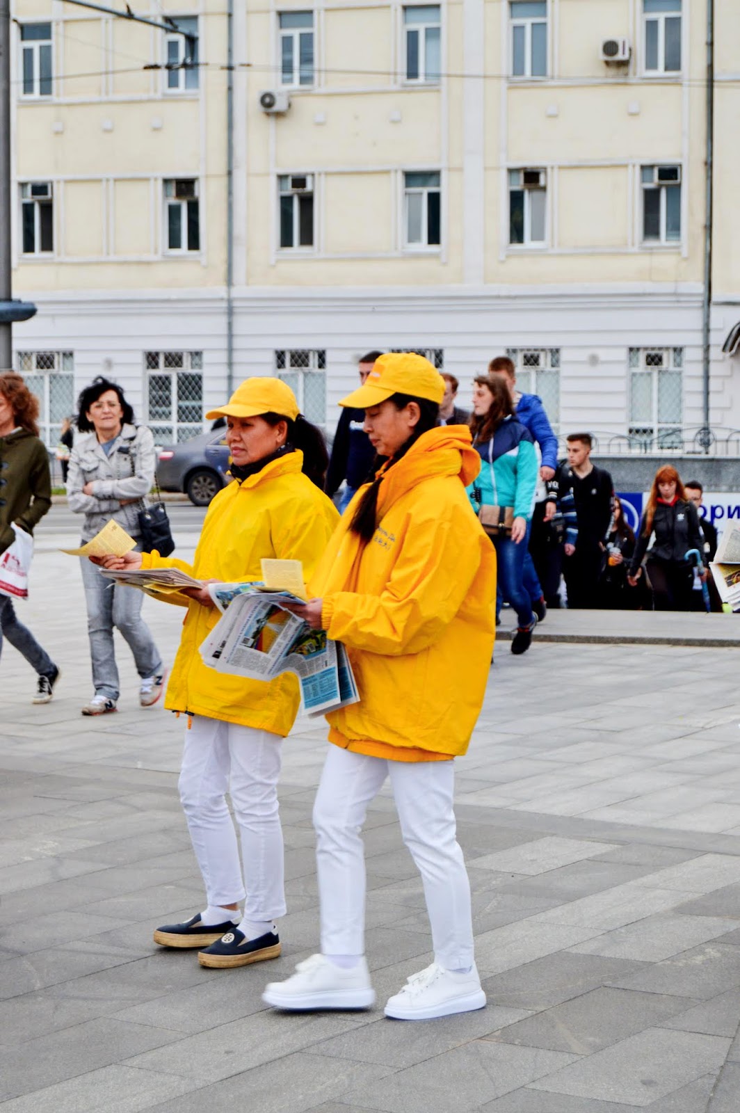 Random street photography in Kharkiv Ukraine 2019 | WORLDVIEWCAPTURE