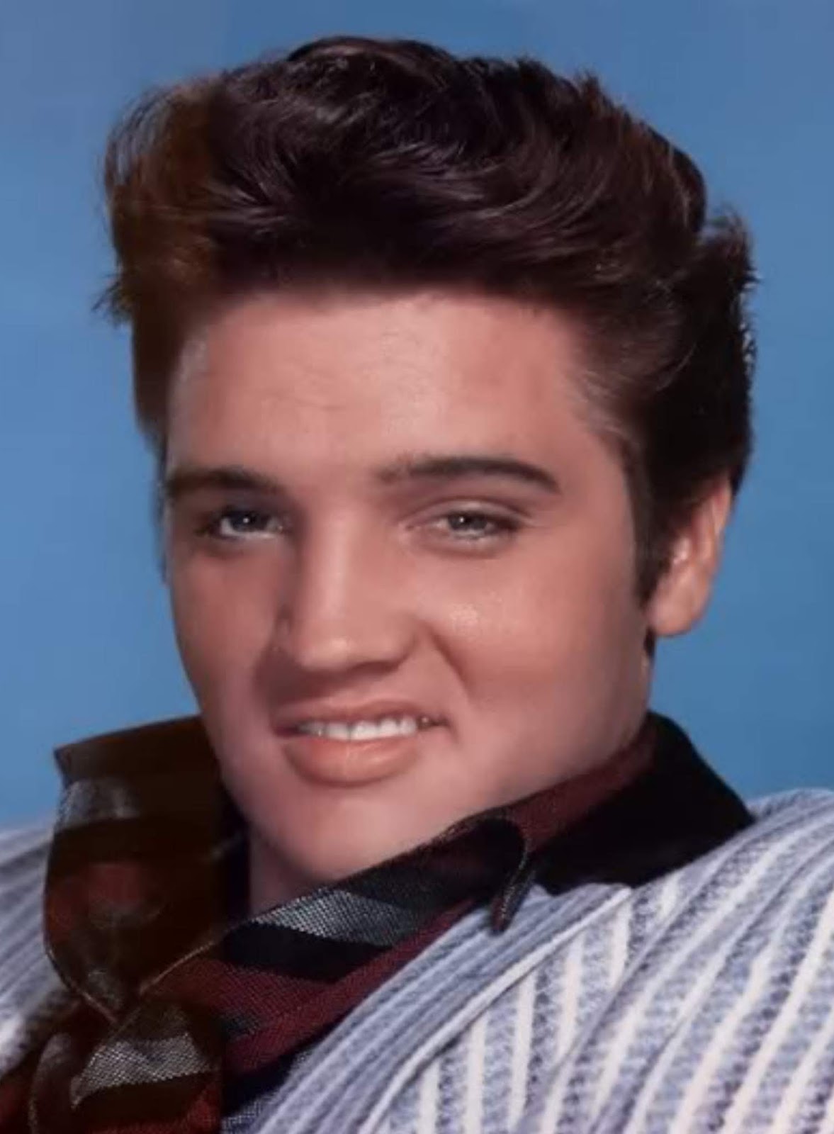 Elvis - IMAGES his wonderful smile