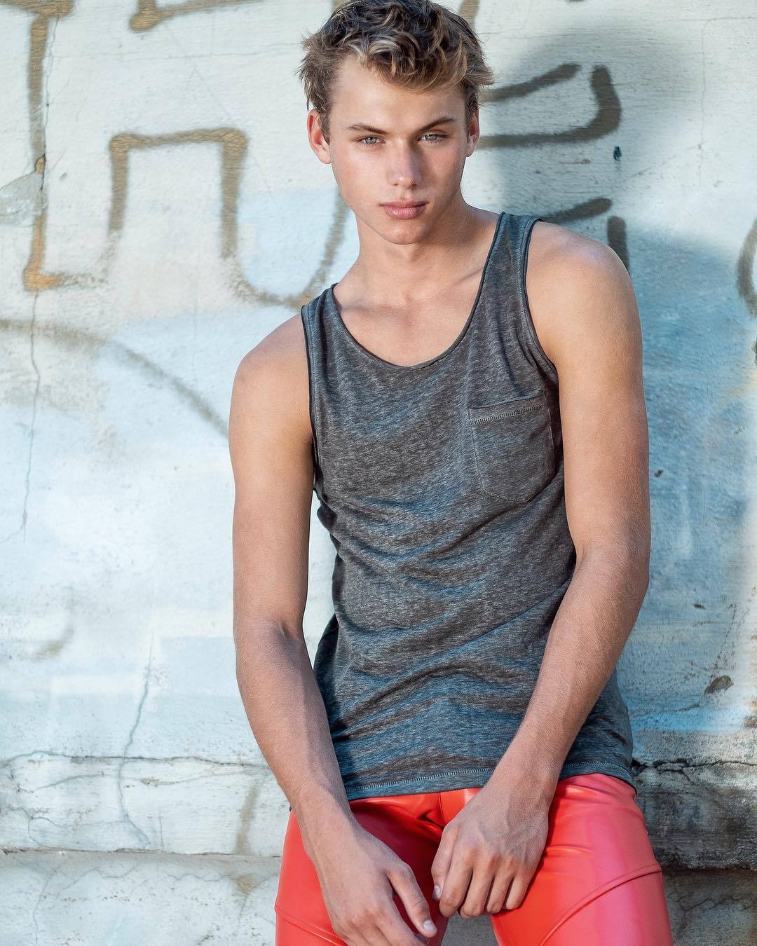 Sun Seekerz!: Kline Barfield 2