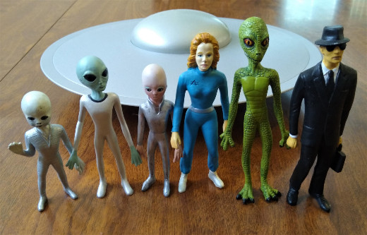 Films From Beyond the Time Barrier: Astonishing Alien Robot Invasions ...