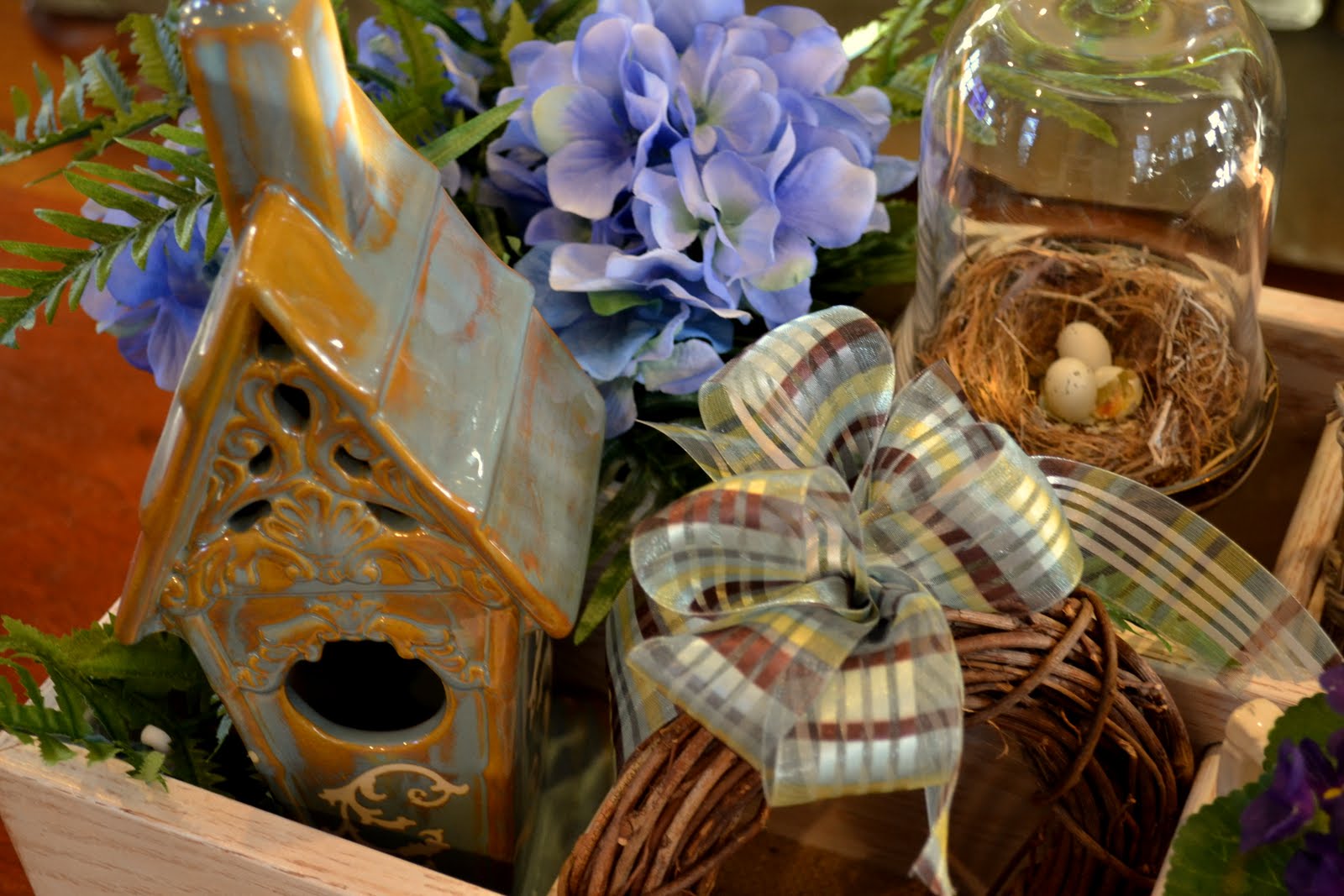 The Decorative Dreamer: Spring in a Box?