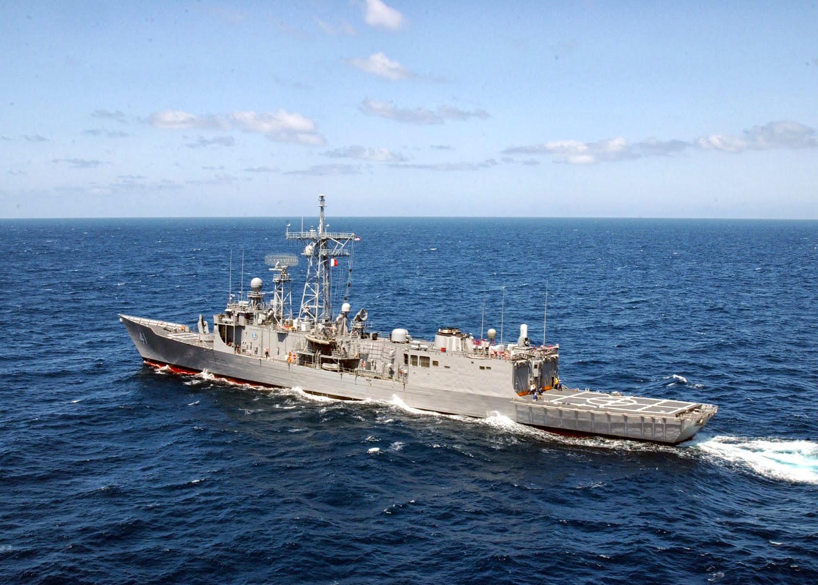 Why Not The Oliver Hazard Perry-class frigate for the Philippine Navy?