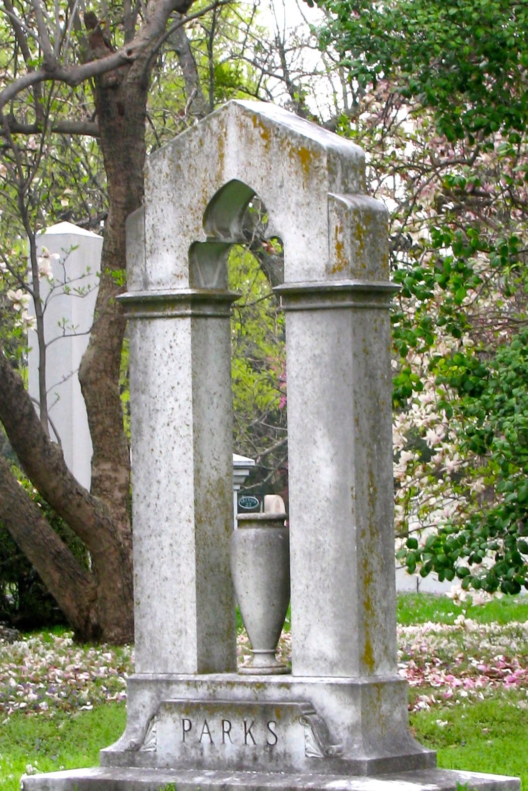 A Grave Interest: 13 Grave Markers With Descriptions