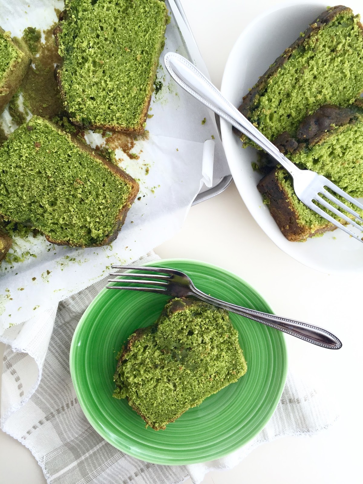 Crumbs and Cookies: matcha loaf cake.