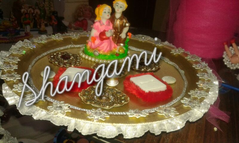 Theepz Crafts: Handmade Engagement Platter