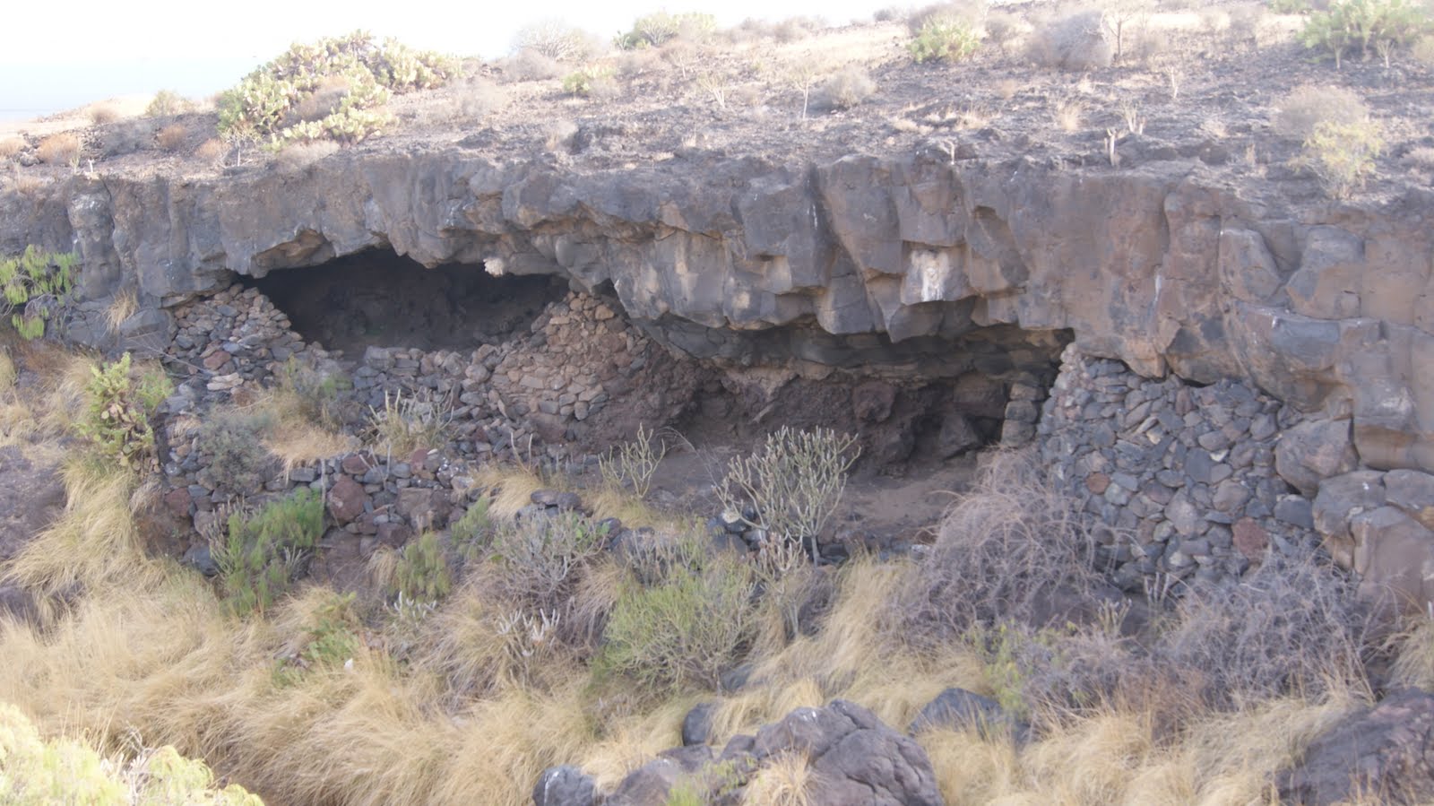 Retazos del Sur de Tenerife: Cuevas en el barranco del Charco - Atogo