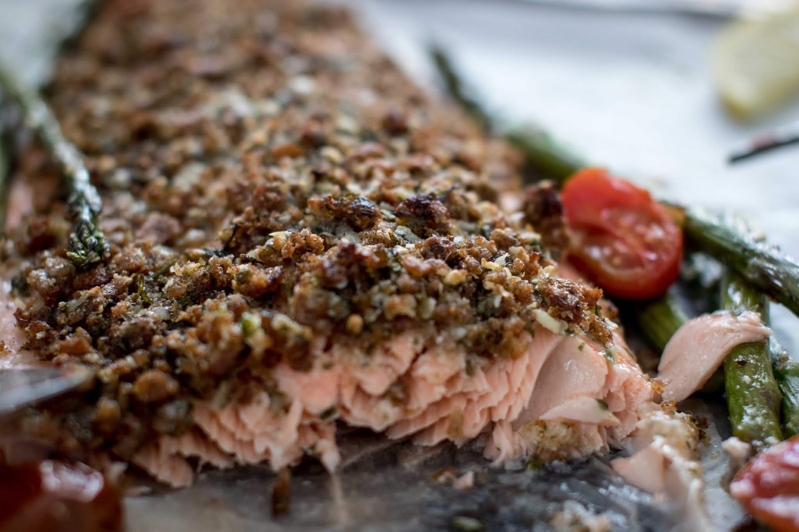 Kaikki äitini reseptit: KUORRUTETTU LOHIFILEE