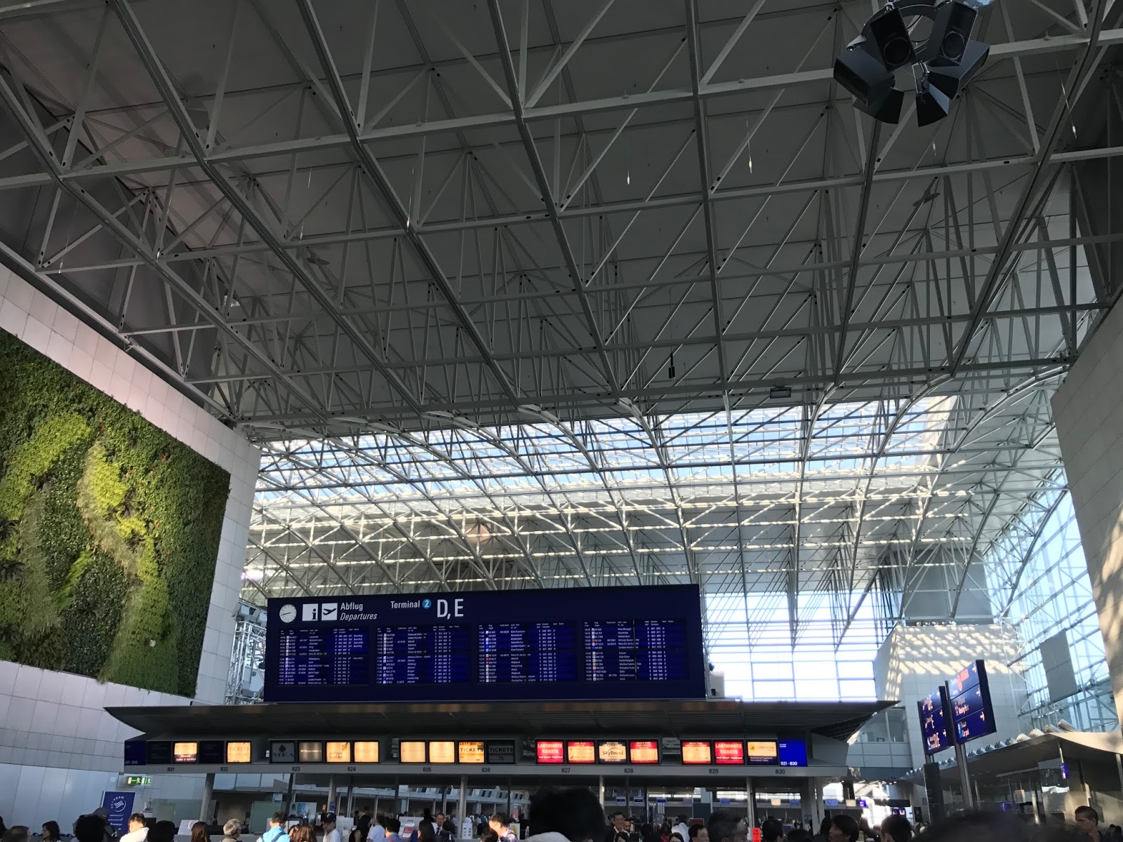 [飛行紀錄]中華航空 CI62 法蘭克福FRA-台北TPE:德瑞回台華航777-300ER | 威觀世界 Wei View the world