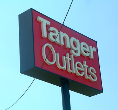 Pennsylvania & Beyond Travel Blog: Shopping at the Tanger and Rockvale ...