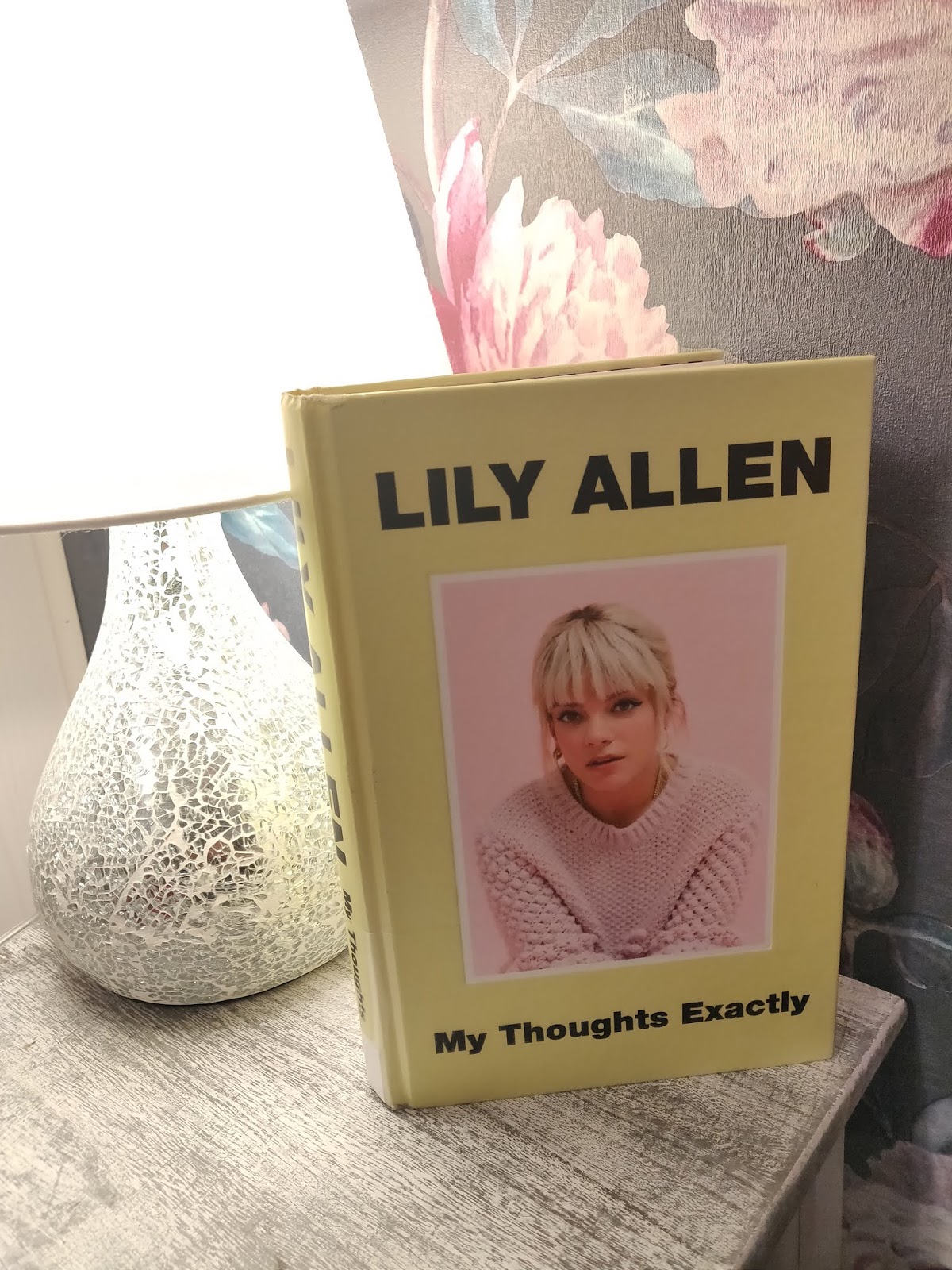 There’s no such thing as too many books: My Thoughts Exactly, Lily Allen