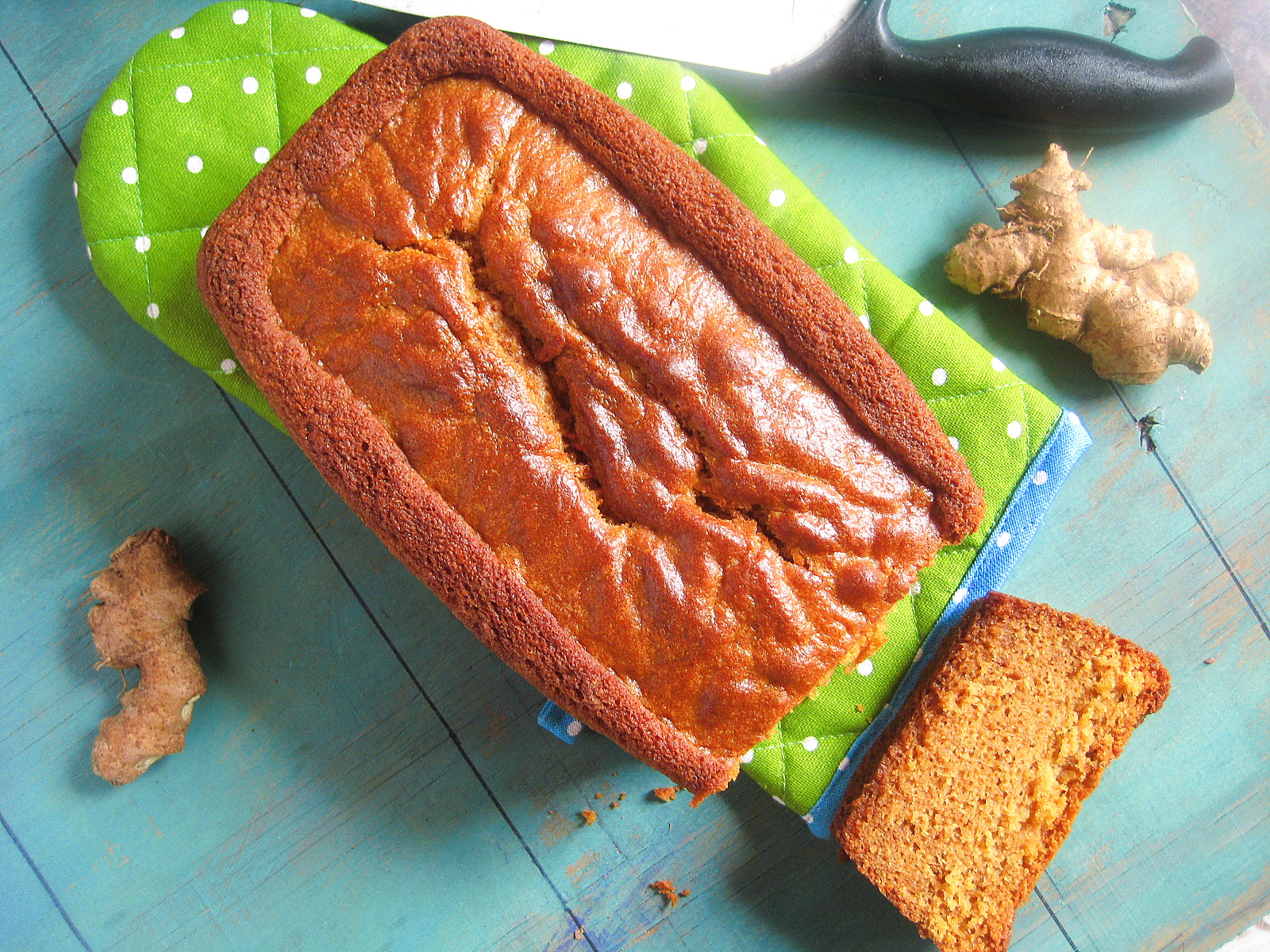 madhuri's kitchen: Ginger Cake recipe easy / Ginger Bread