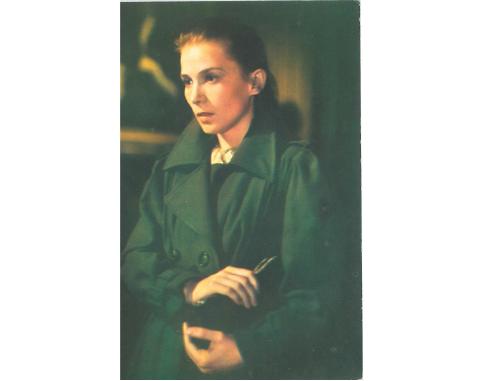 SECRETELE BUNICII: MARIANA BURUIANA