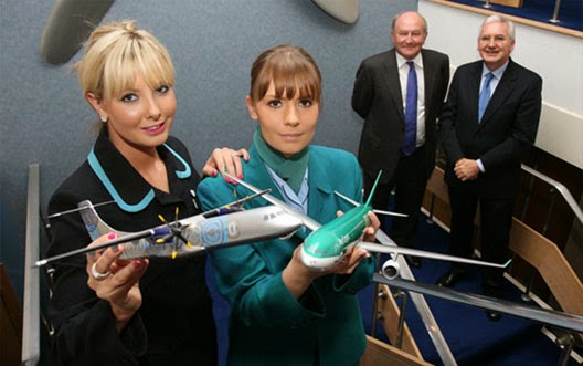 World stewardess Crews: The Airlines: Aer Lingus