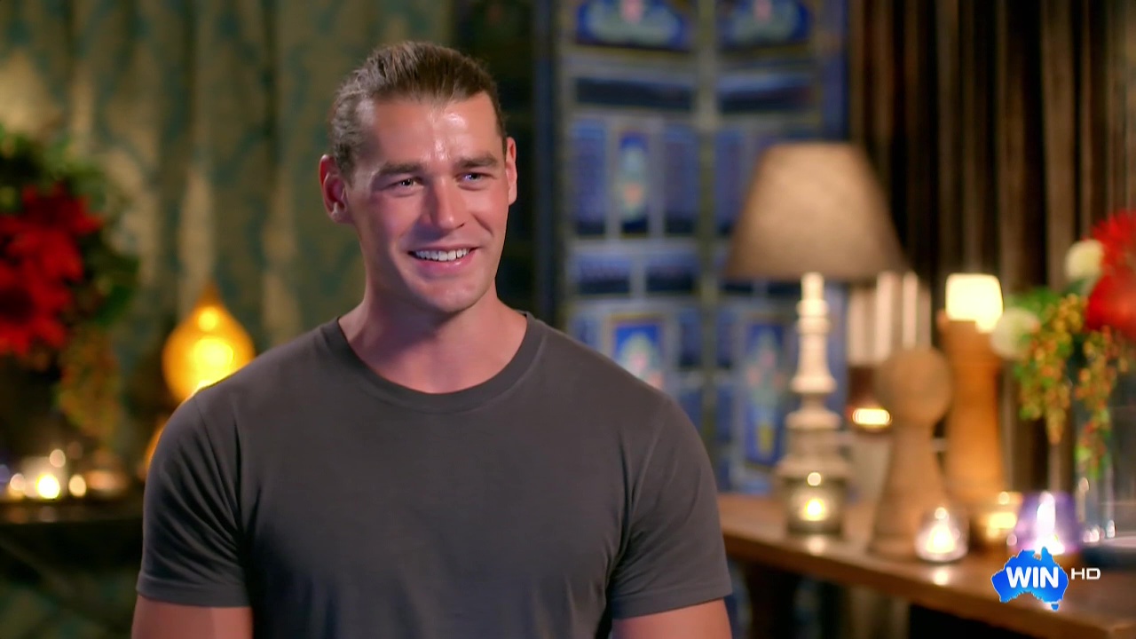 ausCAPS: Adam Todd shirtless in The Bachelorette Australia 6-09 "Episode 9"