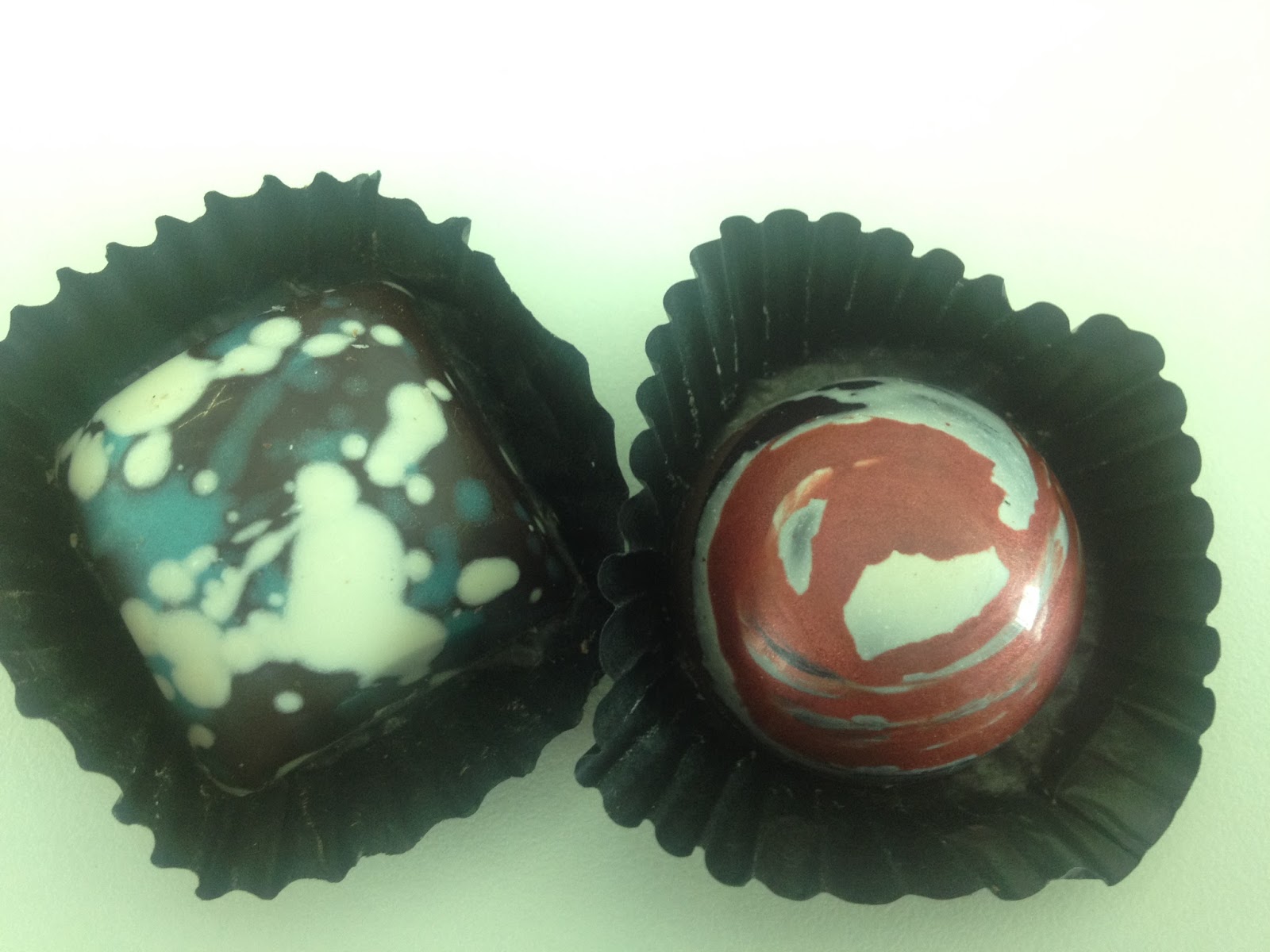 Desert Girl on Kuwait: Chocolates that Cater to Kuwaiti Palates: Lutece ...