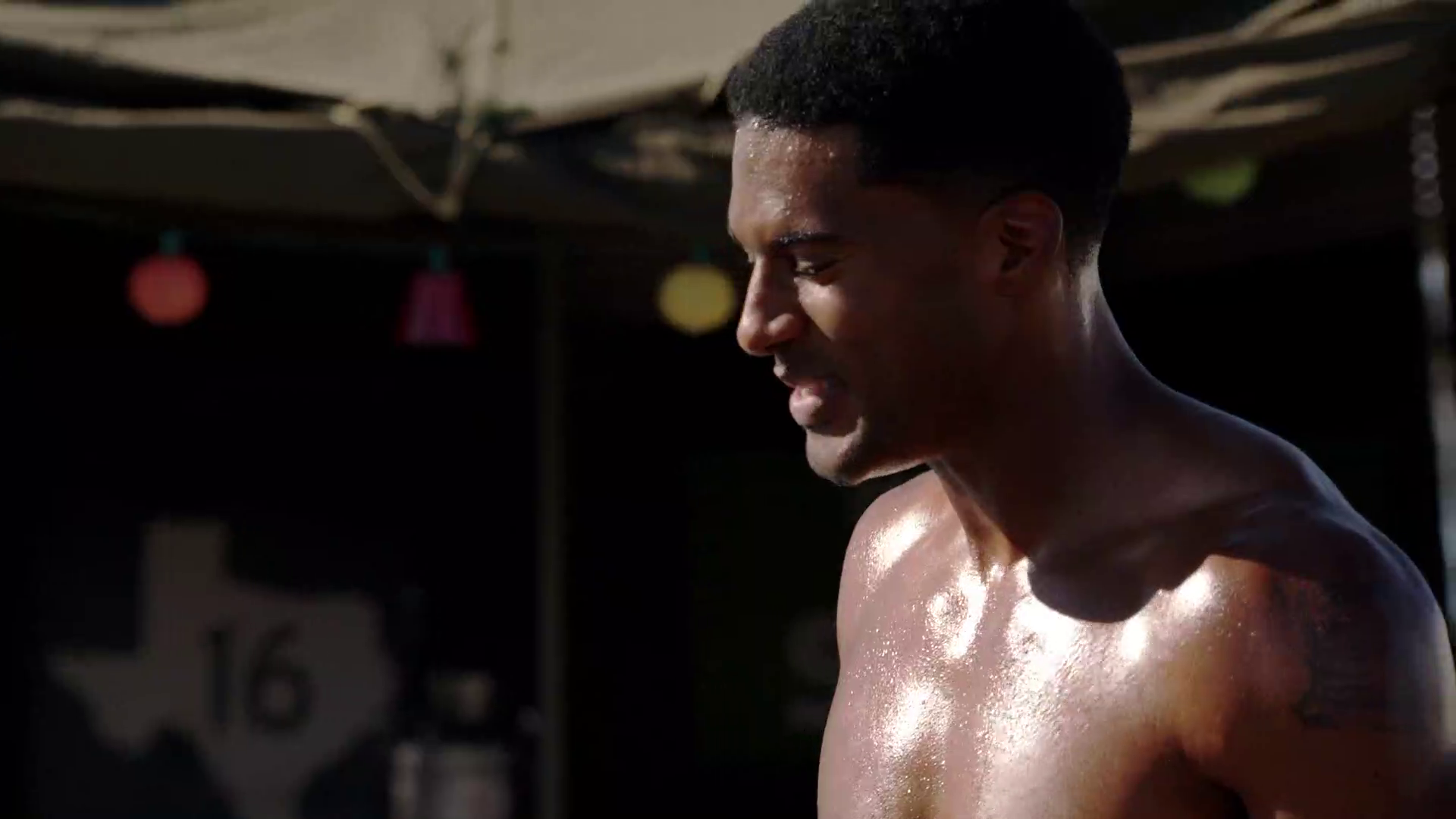 ausCAPS: JR Lemon shirtless in The Night Shift 1-02 "Second Chances"