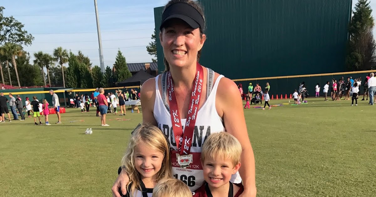 Trimarni athlete spotlight: Tracy Kuhn: Mom of 3 conquers a marathon!