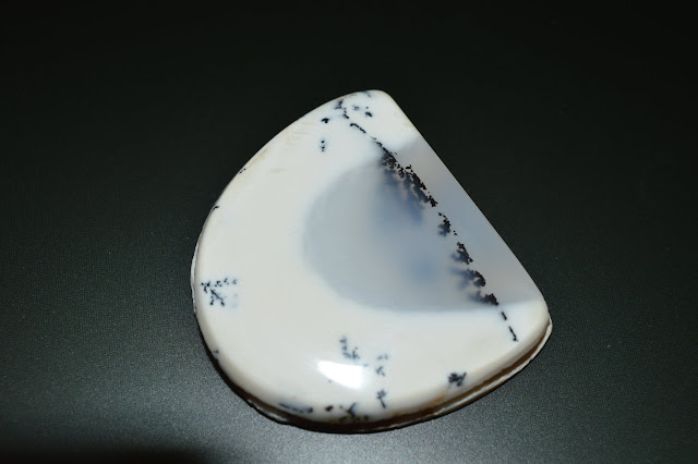 Grooved Cabochons with Brass Bezels Make for Easier Wirework or Macrame ...