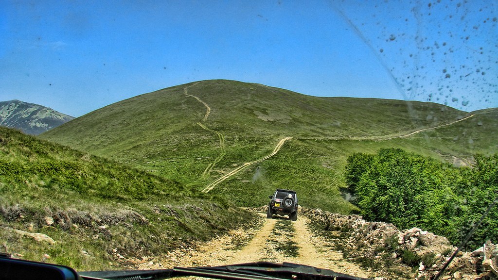 Toate Directiile: Valcan - Sureanu - Oasa - Voineasa