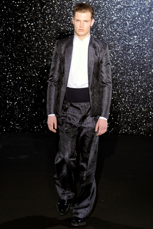 Mugler Man Fall/Winter 2012-13 Show | Homotography