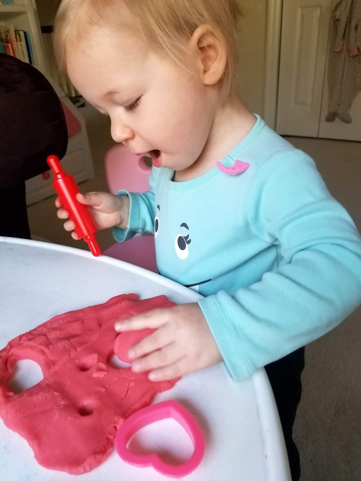 Mom's Tot School: A Toddler Valentine's Day!