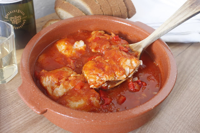 Merluza a la vizcaína ~ Con sabor a huerto