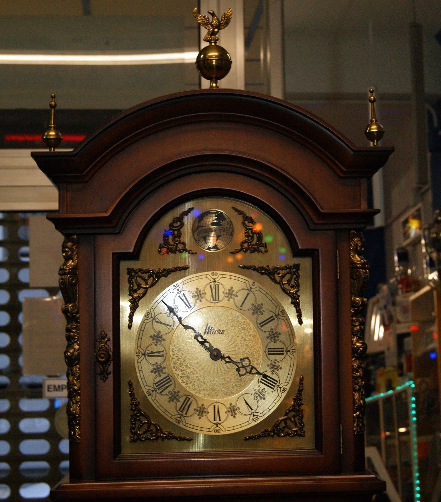 Articulos curiosos; reloj pendulo de pie -PENDULO MICRO TEMPUS FUGIT ...