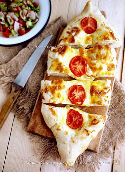Citra's Home Diary: Peynirli Pide / #Turkish Pide bread with cheese ...