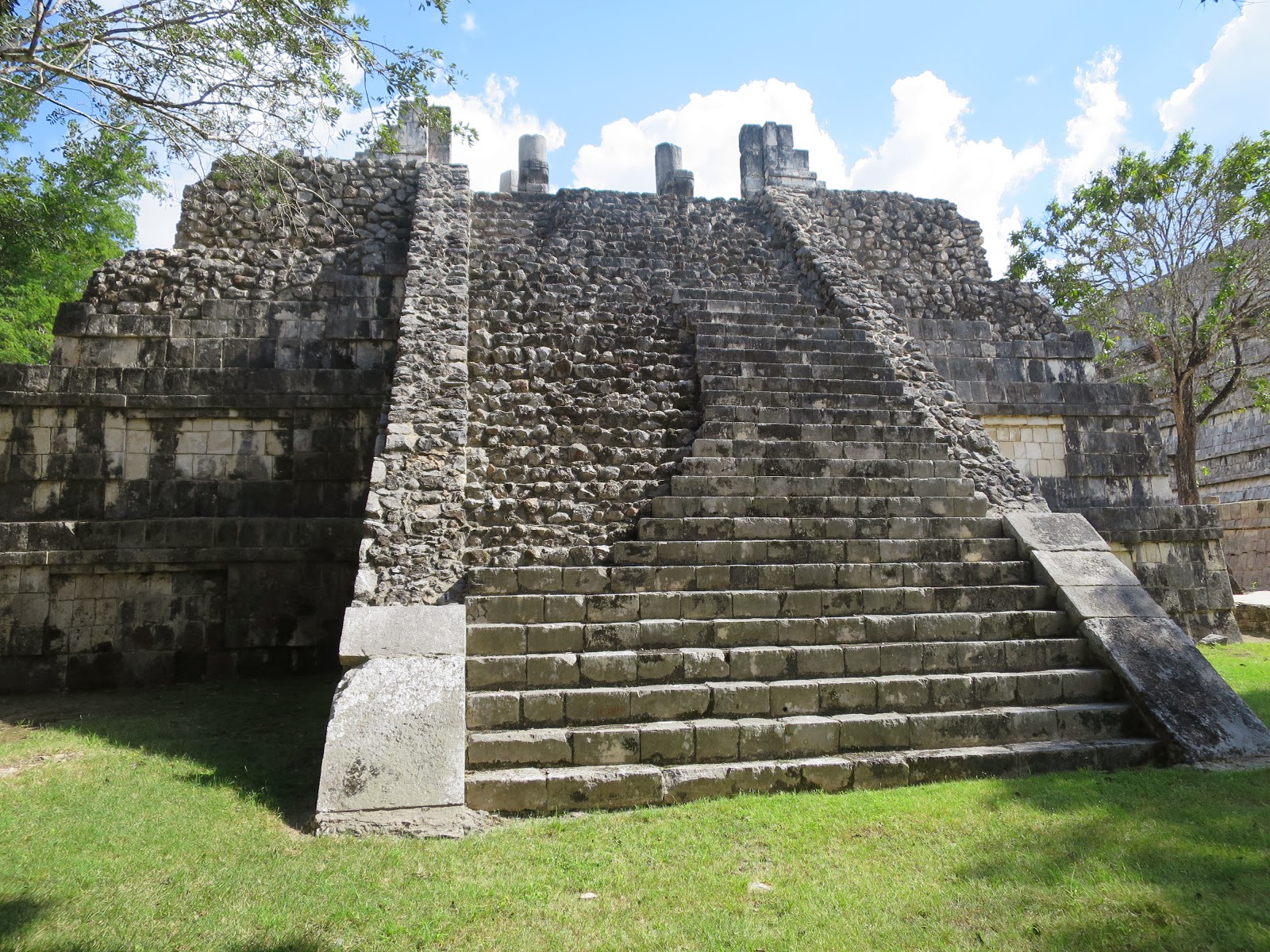 Travelling Central America: Mayans