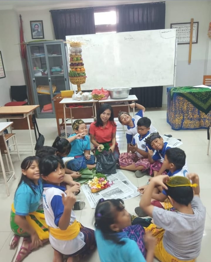 Catur Guru, Pengertian Catur Guru Beserta Contohnya