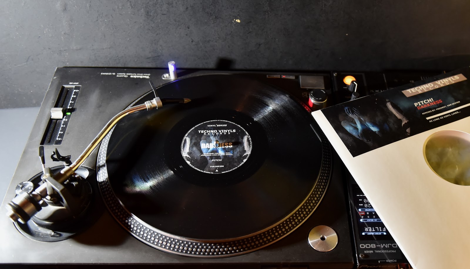 Techno Vinyls Records