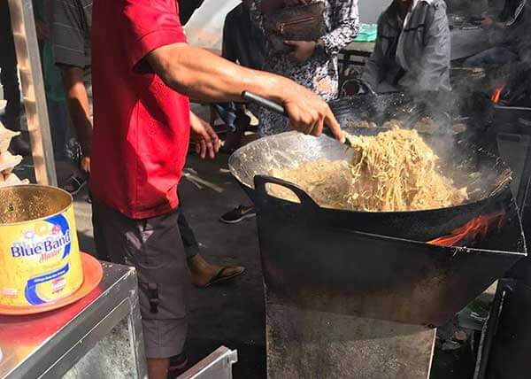 8 Mie Balap Medan Paling Hits dan Terkenal, Pembeli Wajib Antre ...