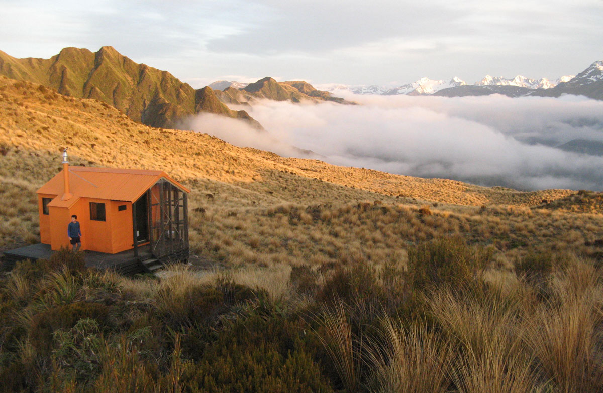 Tramping in the New Zealand backcountry: NZ Bush Adventures: A dip into ...
