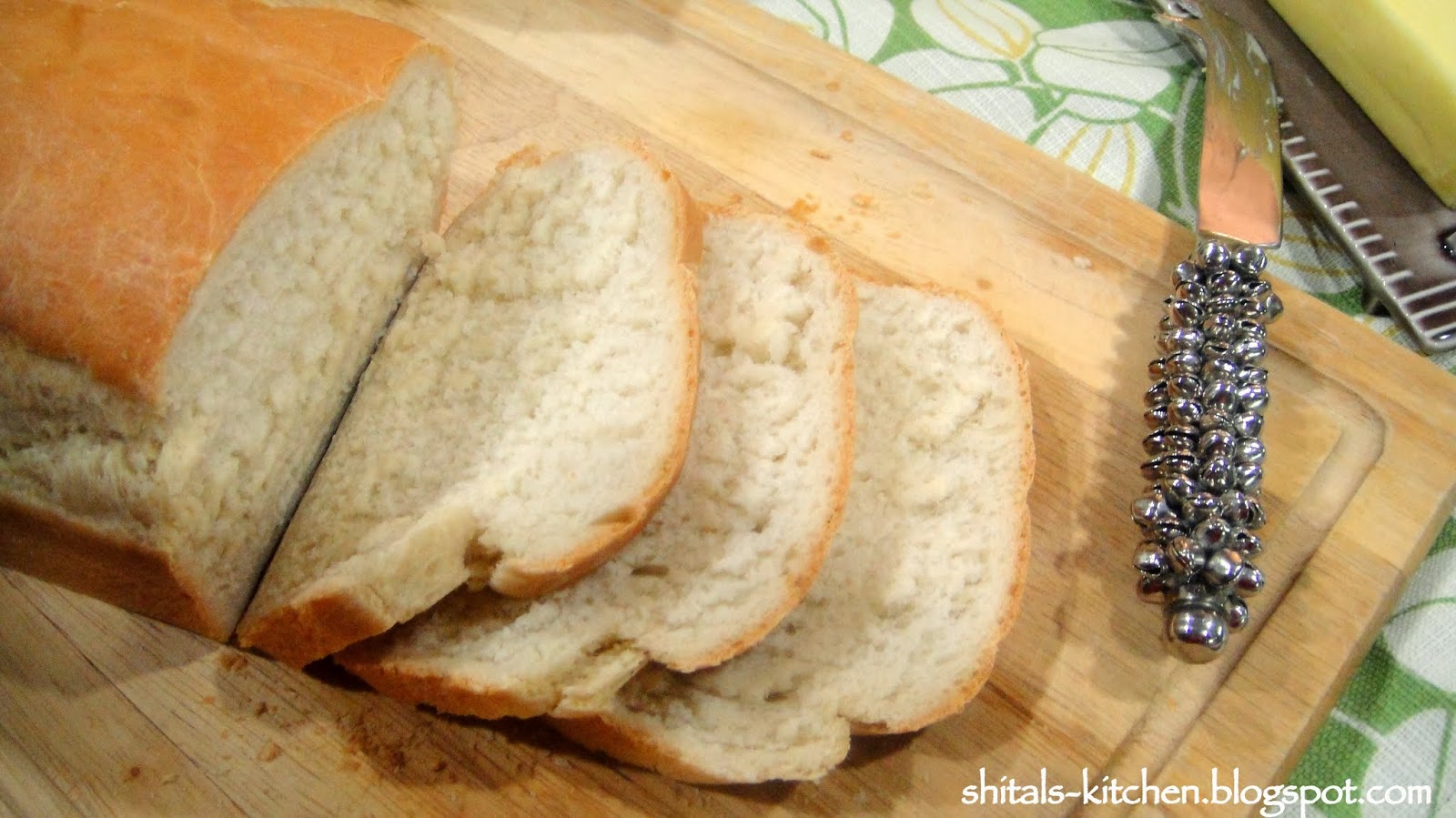 Shital's-Kitchen: Basic Bread Loaf