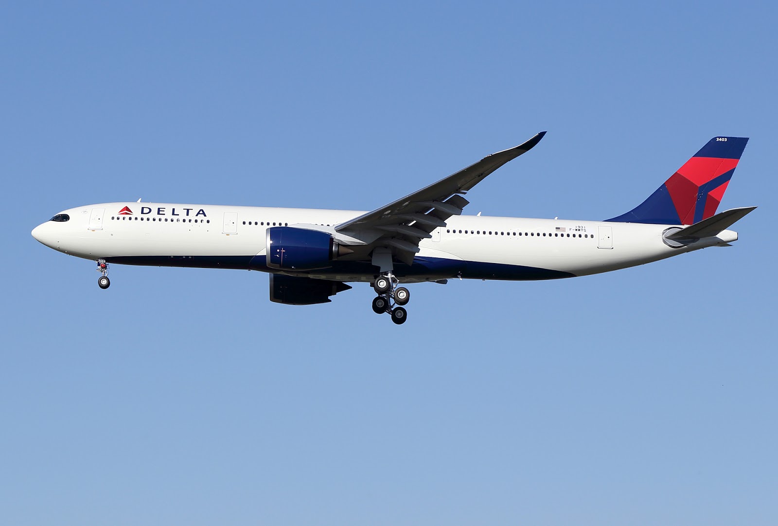 FLYINGPHOTOS MAGAZINE GALLERY: DELTA AIR LINES