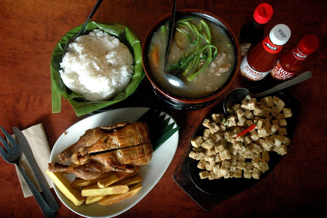 DUDE FOR FOOD: Four for a Feast with the Max's Fried Chicken and Soup ...