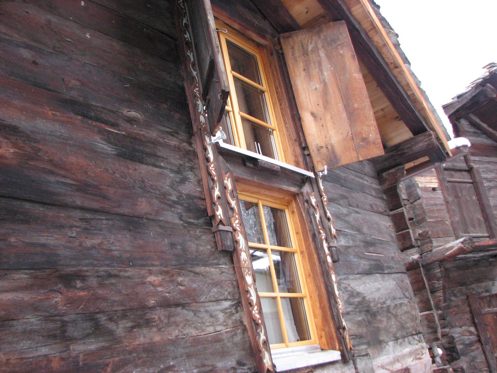 Mies, Switzerland, & Europe Too!: Swiss Windows: A Cultural Contrast to ...