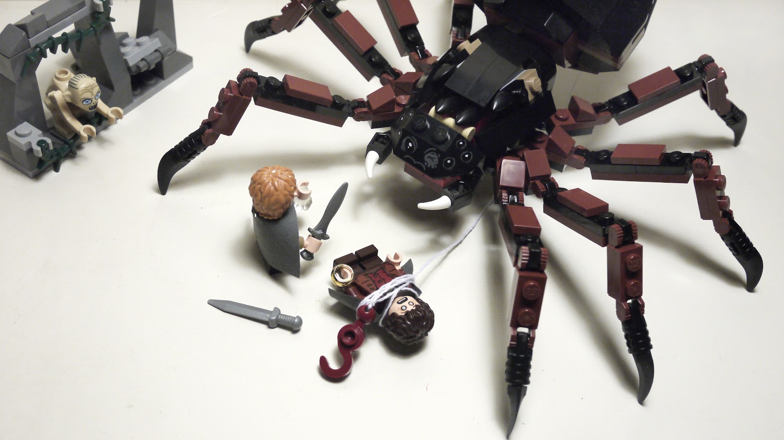 A Toy's Perspective: Lego Lord Of The Rings: Shelob Attacks!