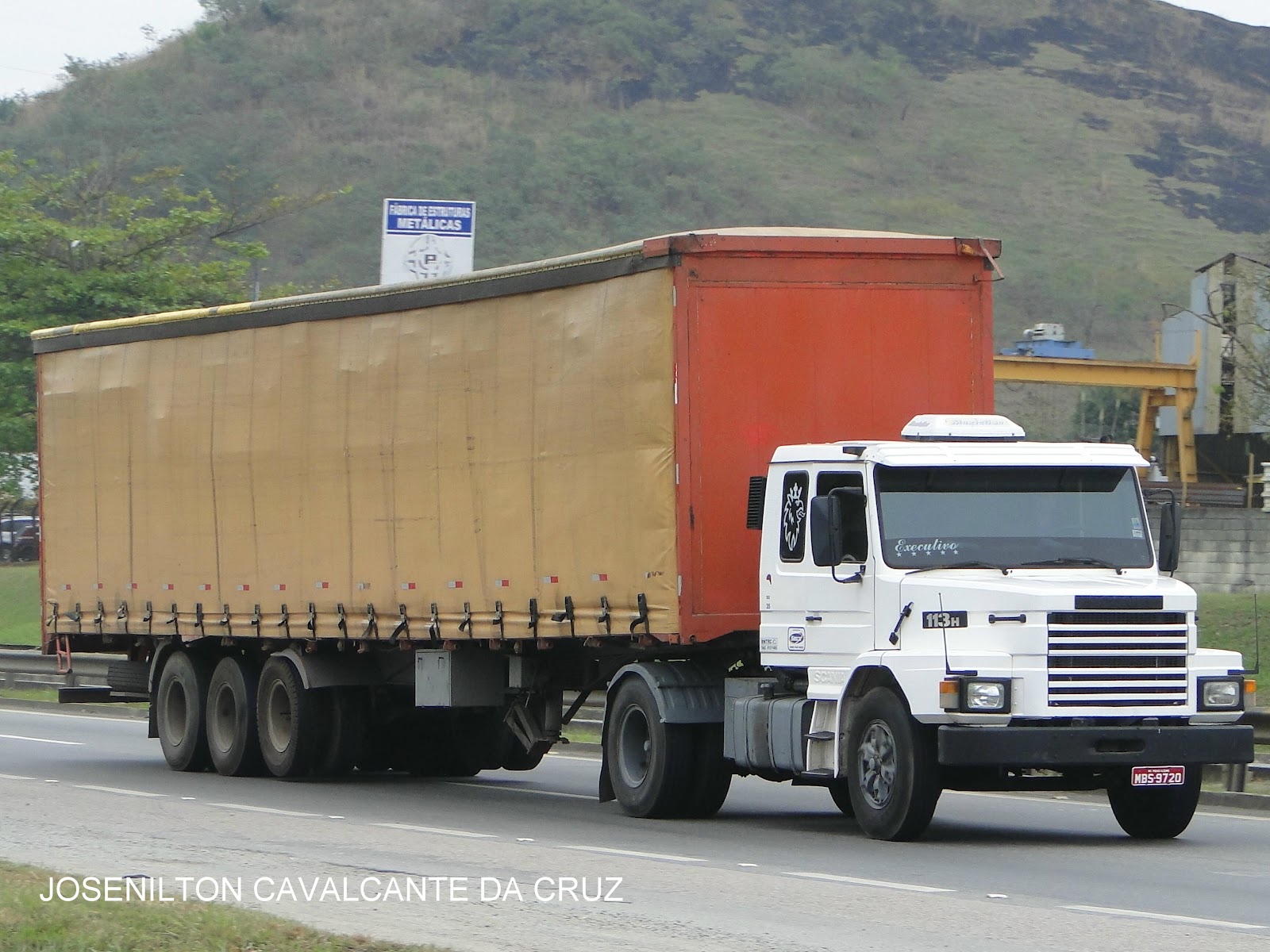 CAMINHÕES NA ESTRADA: Scania 113H