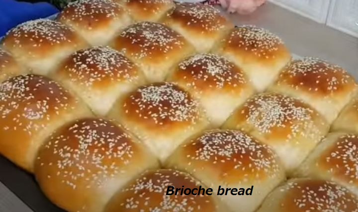 Brioche bread-stuffed brioche - Kitchen dishes and confectionery