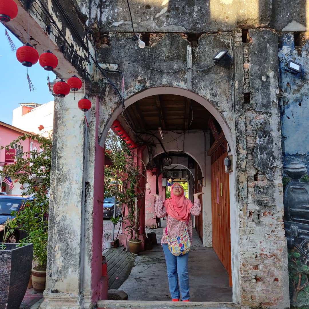 Jalan-Jalan di Muar Mural Street (Muar Cultural Walk)