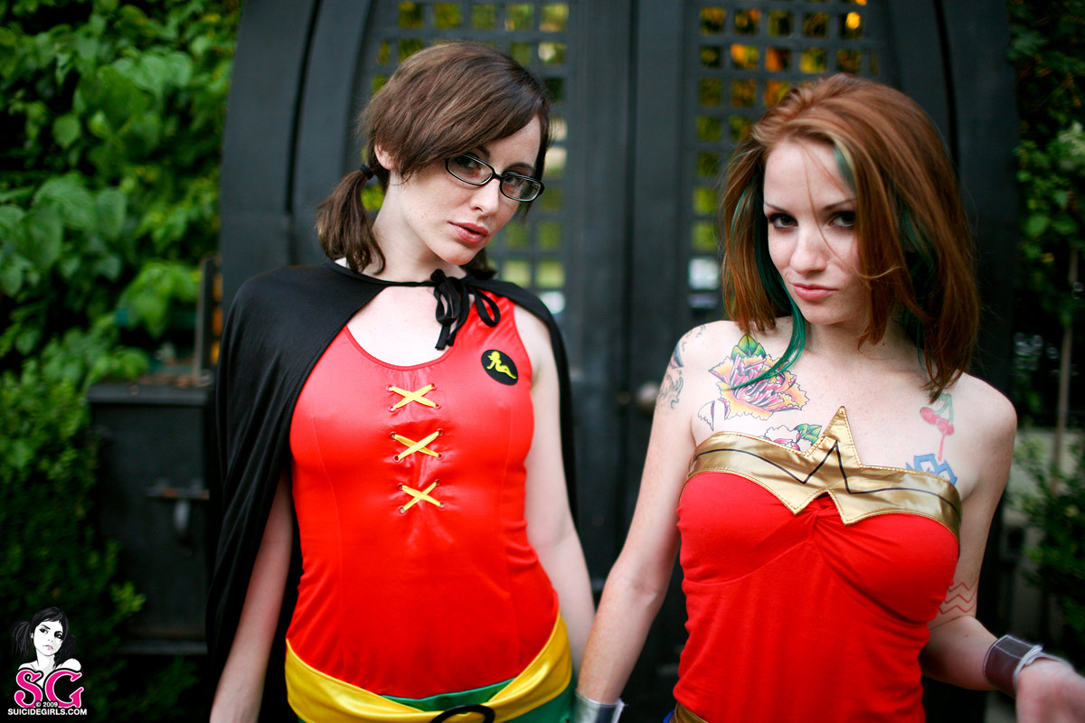 Otter | Suicidegirls