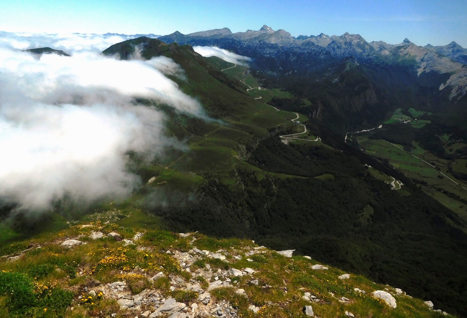 KELETA desde el VALLE DE BELAGUA 328