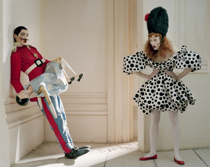 loveisspeed.......: Tim Walker photographs...İ will always love his work!