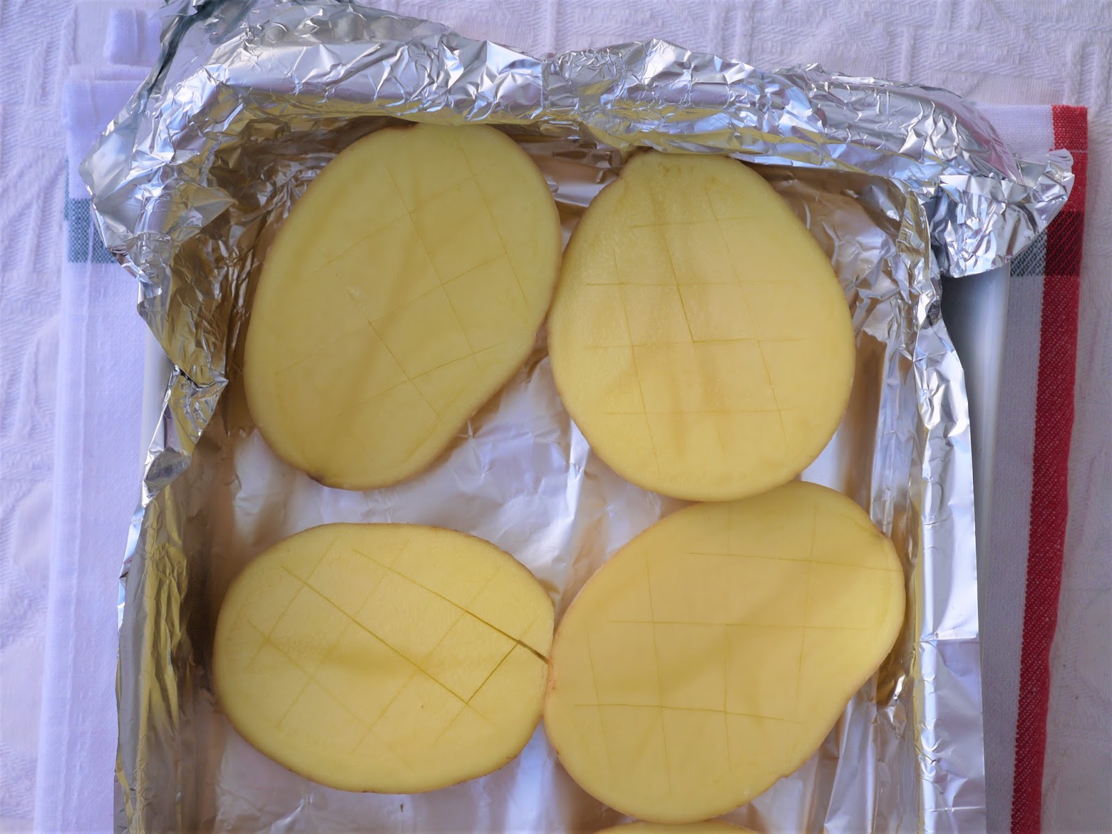This Muslim Girl Bakes: Criss-Cross Potatoes.