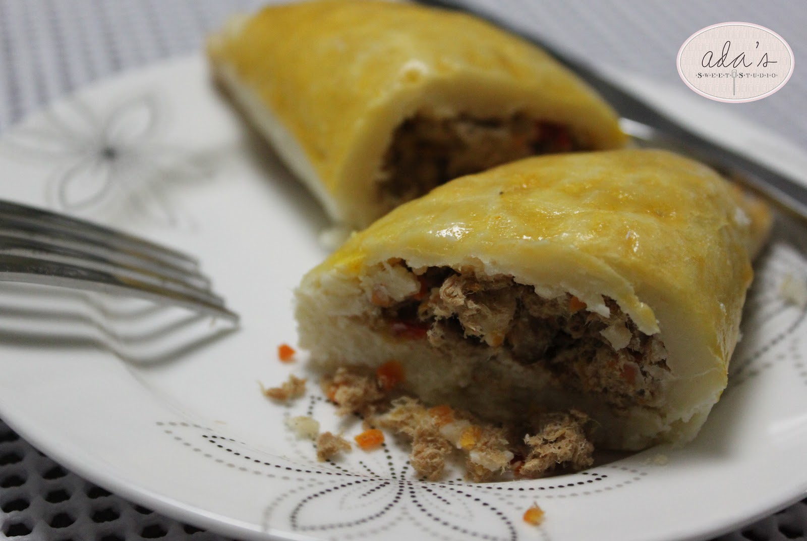 The Sweet Studio: Tuna Pie